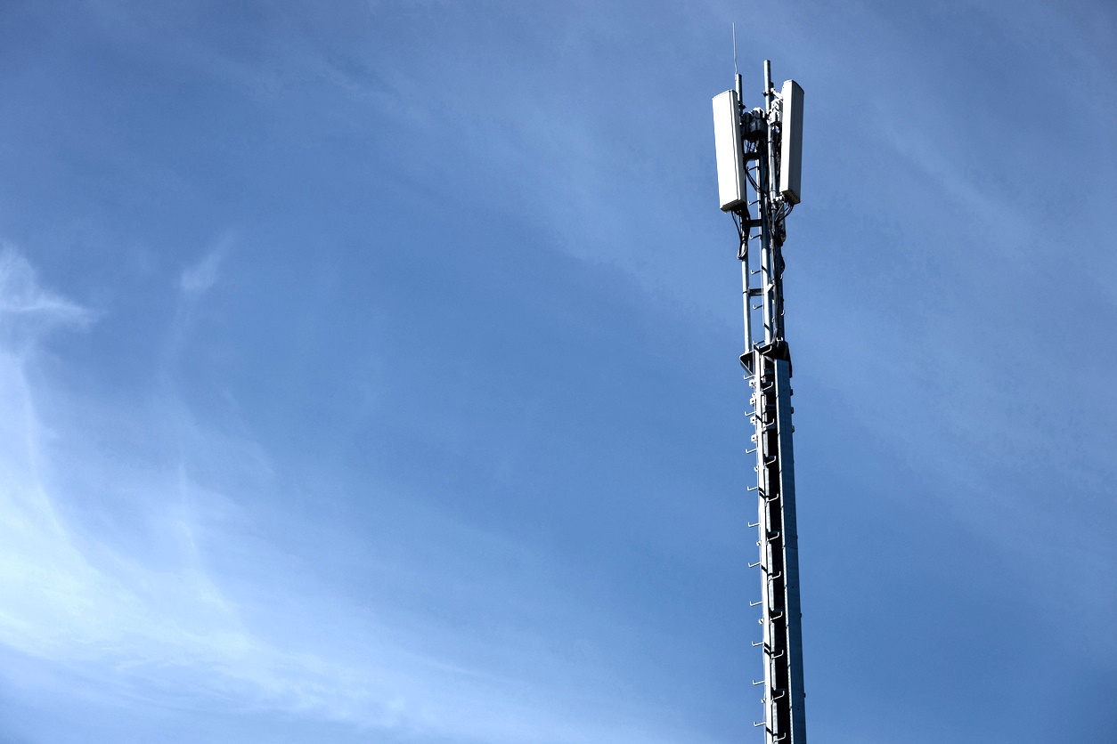 What Are Microcells? Learn about DASs | Harris Communications